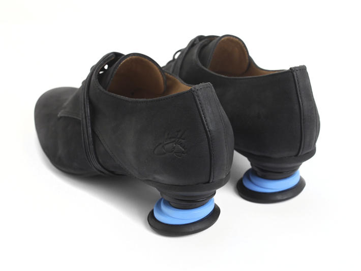 Bermuda - Black | Shoe with wraparound laces | Fluevog Shoes