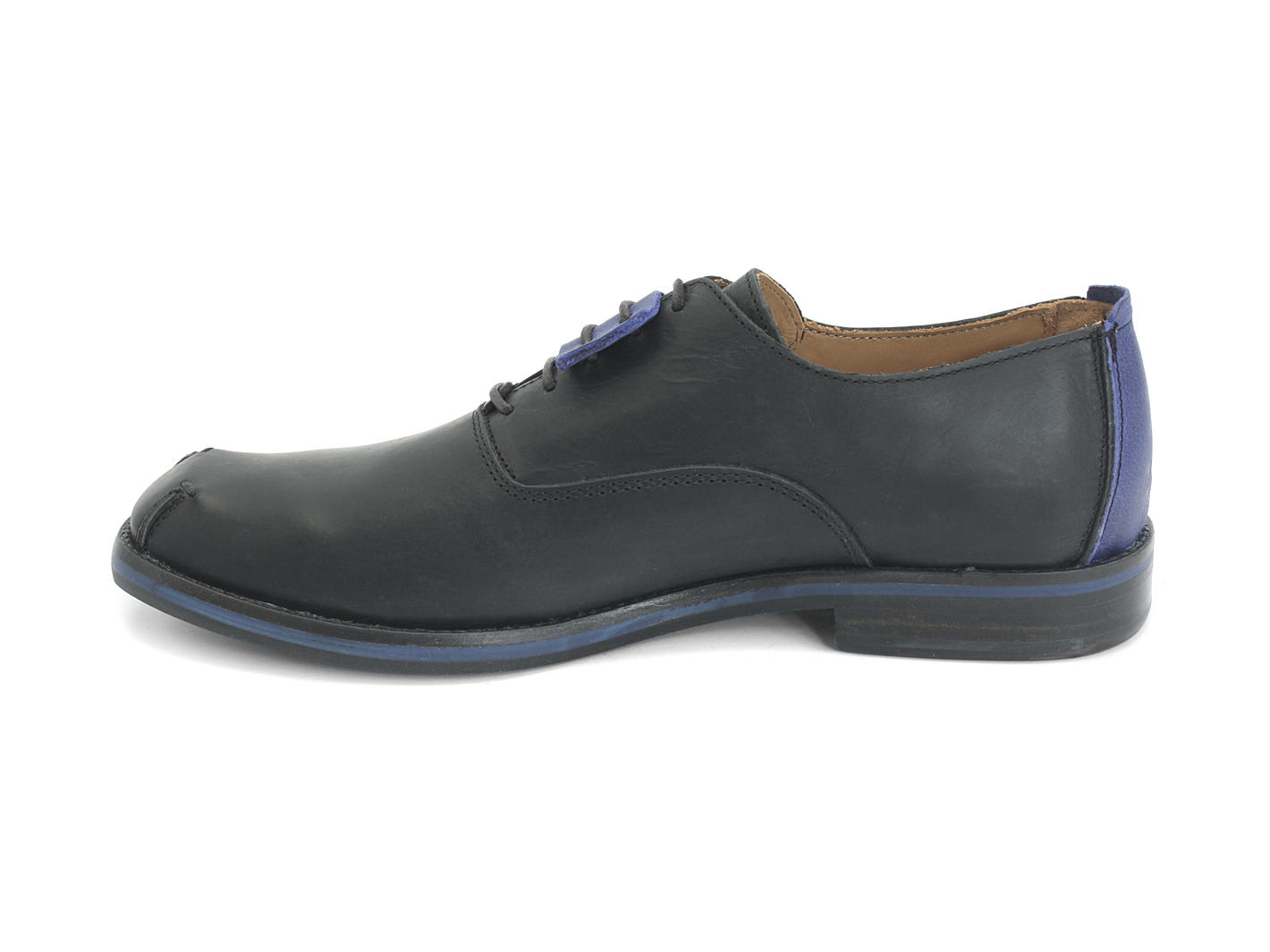 Beau - Black | Vintage Casual Oxford Shoe | Fluevog Shoes