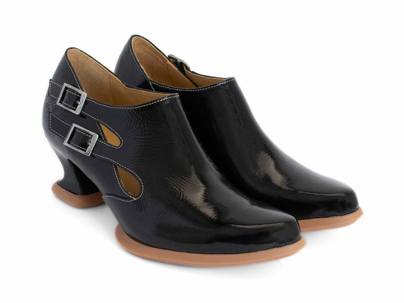 Chakra - Black | Side buckle heel | Fluevog Shoes