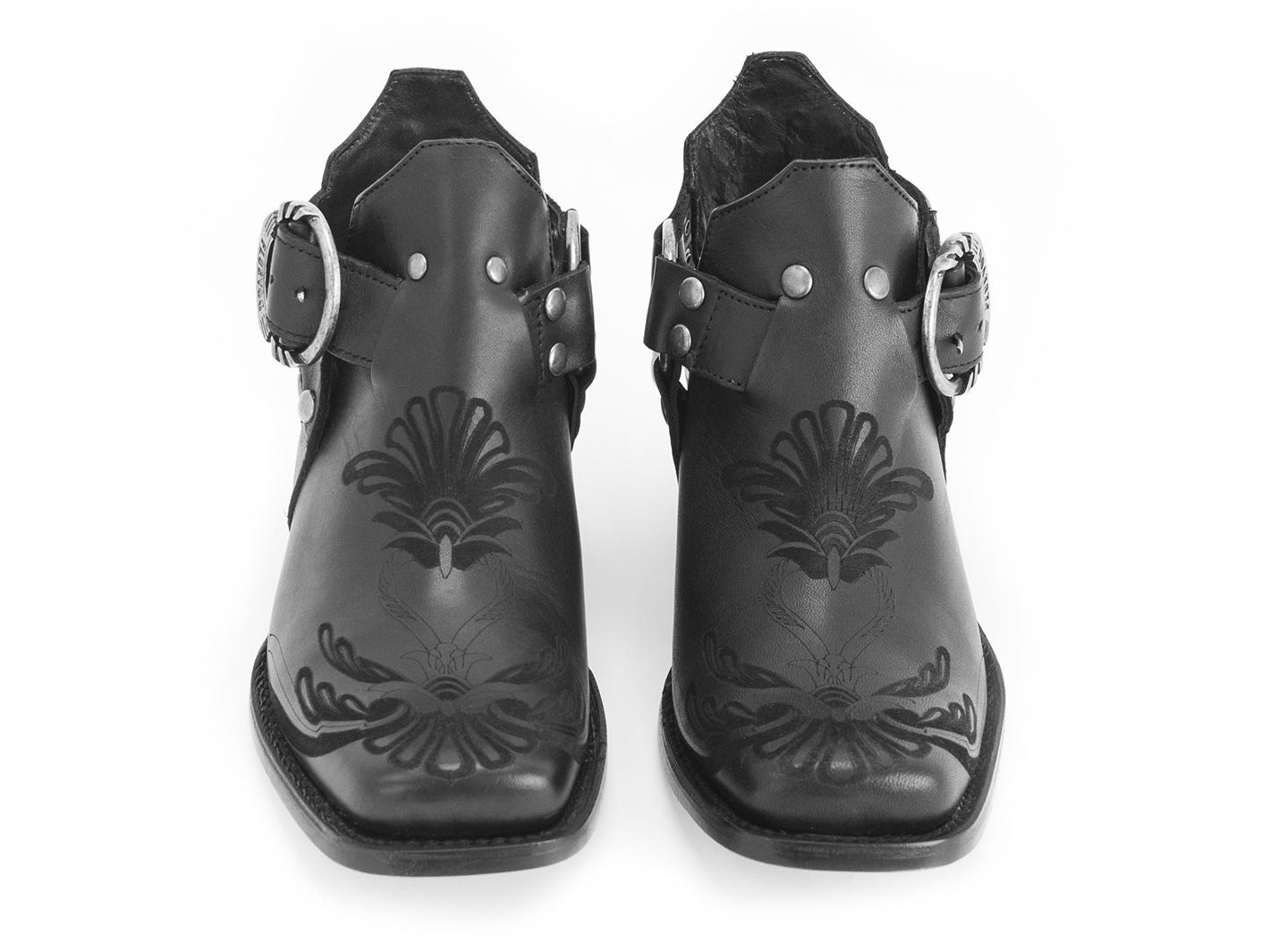 Loretta - Black | Western slingback heel | Fluevog Shoes