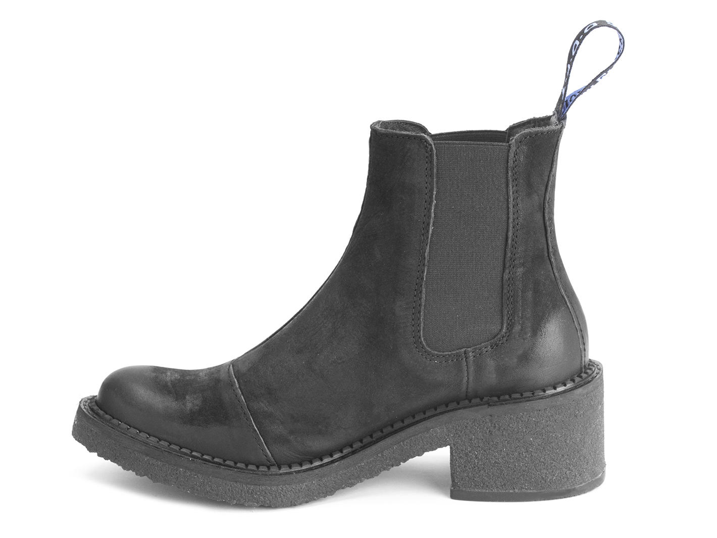 Nap - Black | Crepe soled chelsea boot | Fluevog Shoes