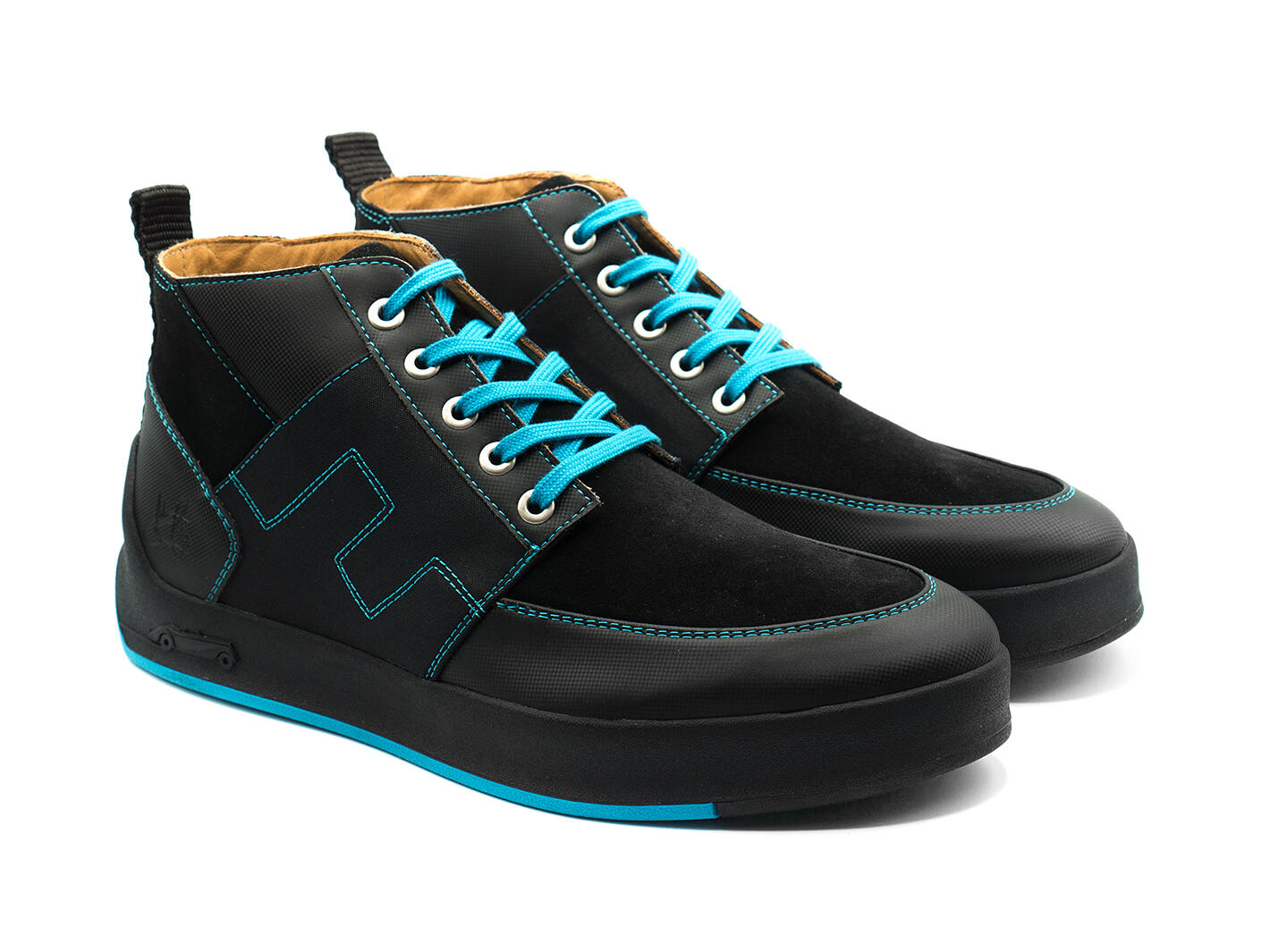 Prefect - Black/Aqua | Contrast lace-up sneaker | Fluevog Shoes